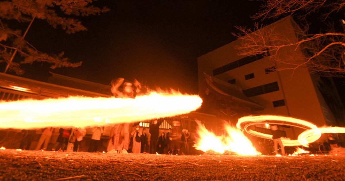 In Photos: Fire-spinning ritual beckons spring, rich harvests at Japan ...