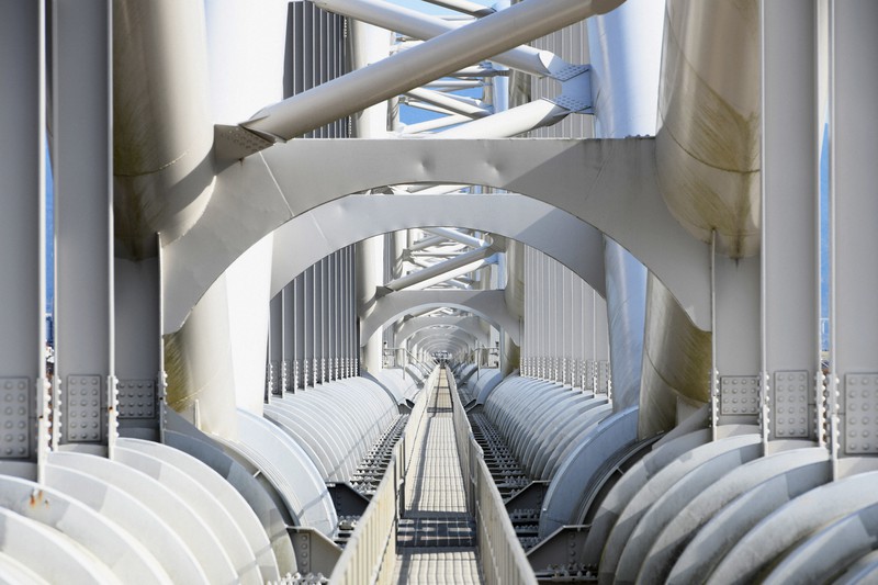 Retro Japan in Photos: Fujikawa water pipe bridge in Shizuoka Pref ...