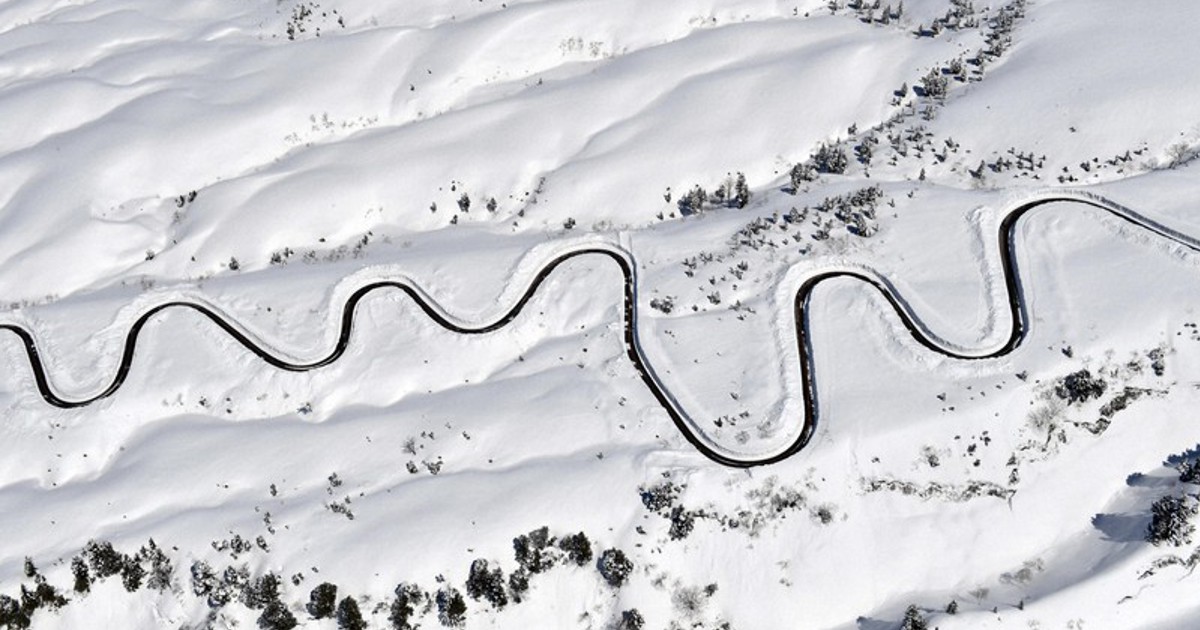 In Photos: Snow-banked alpine route getting cleared ahead of opening in ...