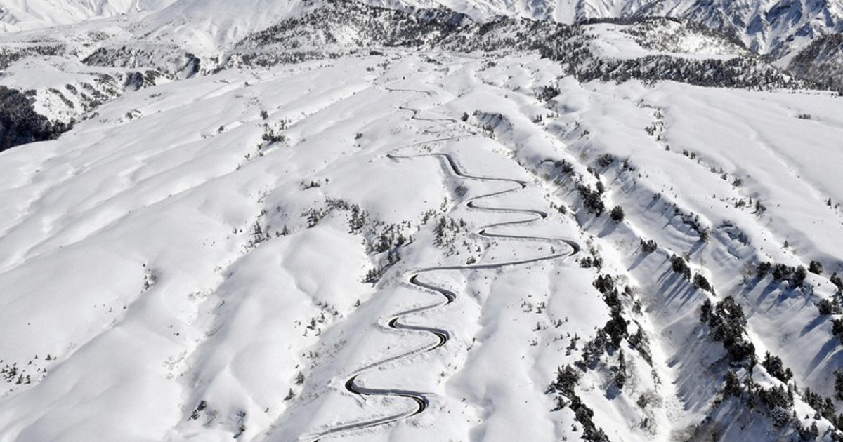In Photos: Snow-banked alpine route getting cleared ahead of opening in ...