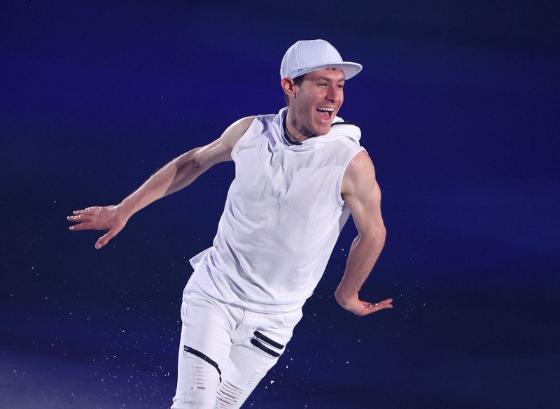 In Photos: Figure skating stars draw adoring crowd at ice show in Japan ...