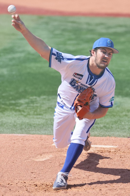 DeNA・バウアーが初勝利 [写真特集11/11] | 毎日新聞