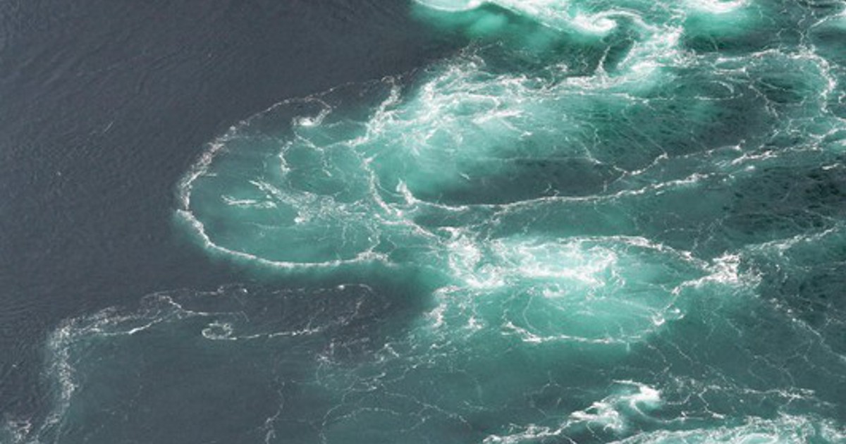 In Photos: Naruto Strait's whirlpools in west Japan leave tourists in ...