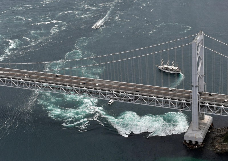 In Photos: Naruto Strait's whirlpools in west Japan leave tourists in ...
