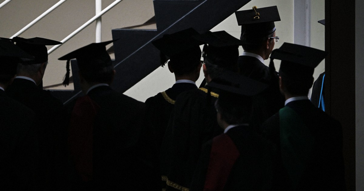 Editorial: Japan's new student aid system fails to give young people ...