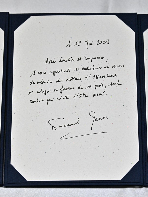 In Photos: G7 leaders' messages written in Hiroshima peace museum guest ...