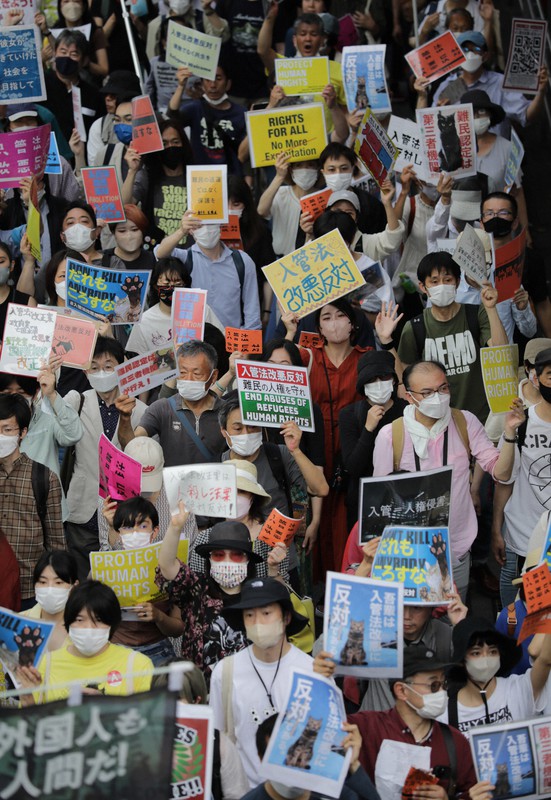 Protestors, sisters of deceased detainee march in Tokyo against ...