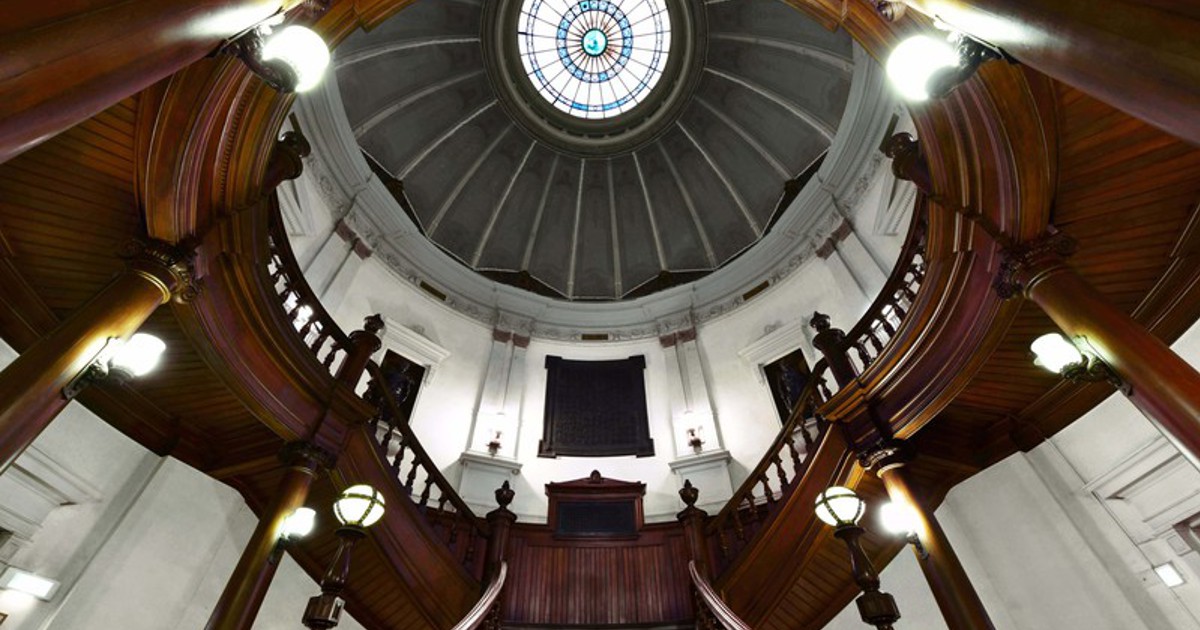 Retro Japan in Photos: Osaka Prefectural Nakanoshima Library's ancient ...