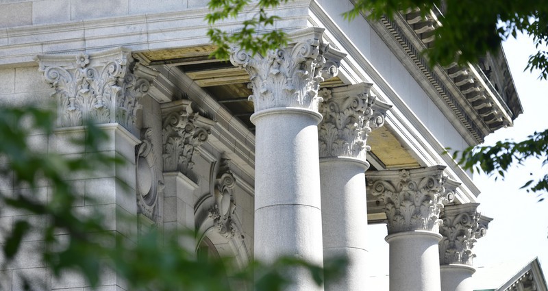 Retro Japan in Photos: Osaka Prefectural Nakanoshima Library's ancient ...