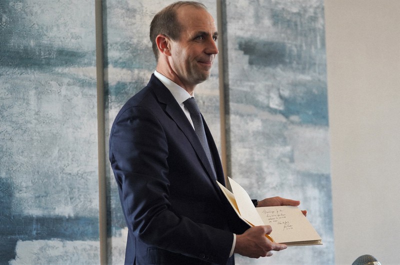 バイデン大統領、宿泊先にメッセージ残す 広島のホテルが公開 [写真特集6/6] | 毎日新聞