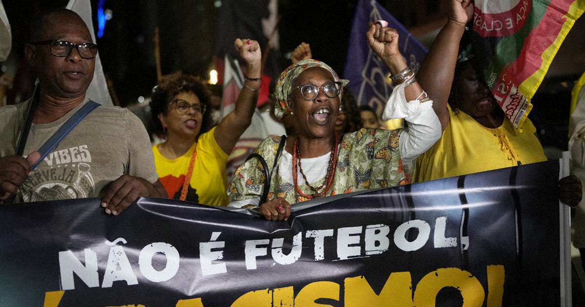 Disgusted by racism targeting soccer's Vinicius, his Brazilian hometown rallies to defend him ...