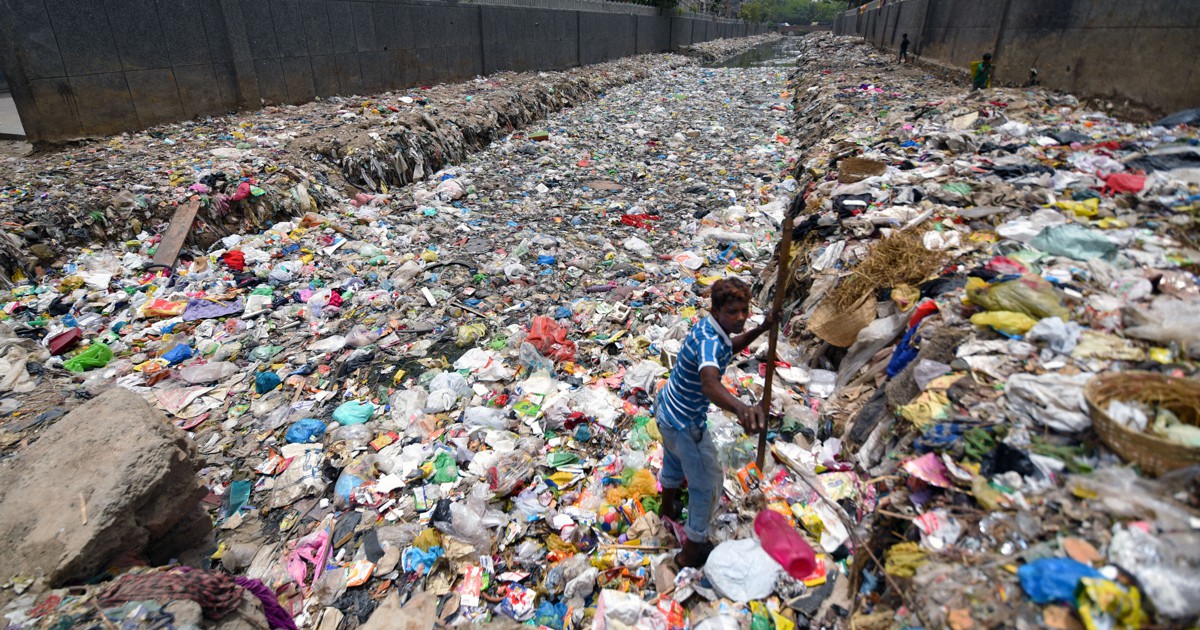 News Navigator: What is the global treaty to end plastic pollution and ...