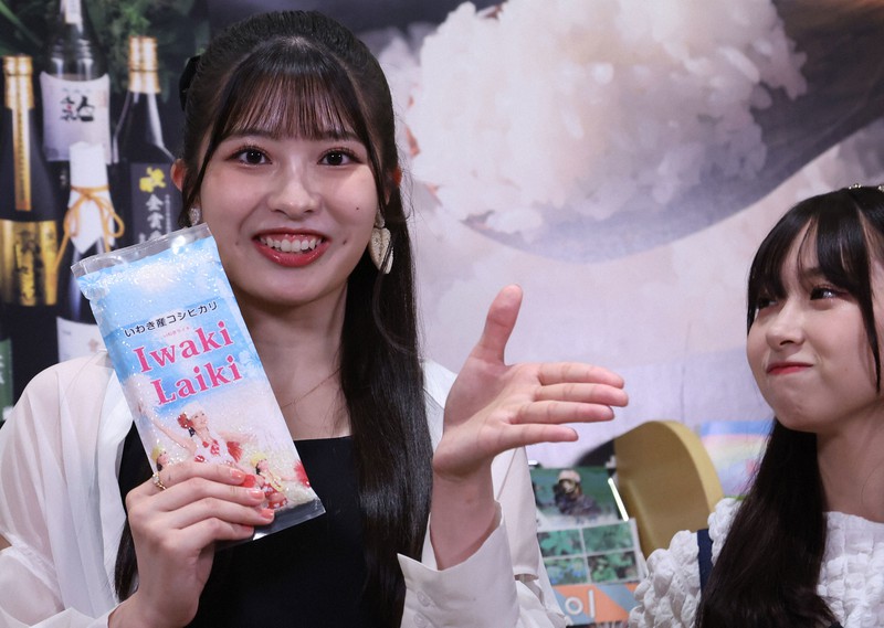 AKB48 「どうしても福島が好きだ」食フェスのPR動画を撮影 [写真特集6/6] | 毎日新聞