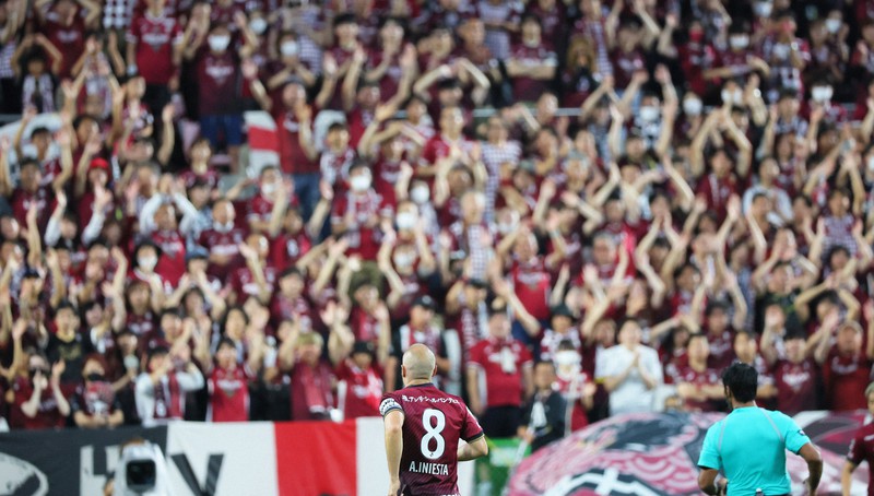 イニエスタが神戸最終戦、今季初の先発出場 サッカーj1 [写真特集1 30] 毎日新聞