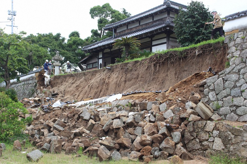Stone wall of historical site in west Japan shrine collapses due to ...