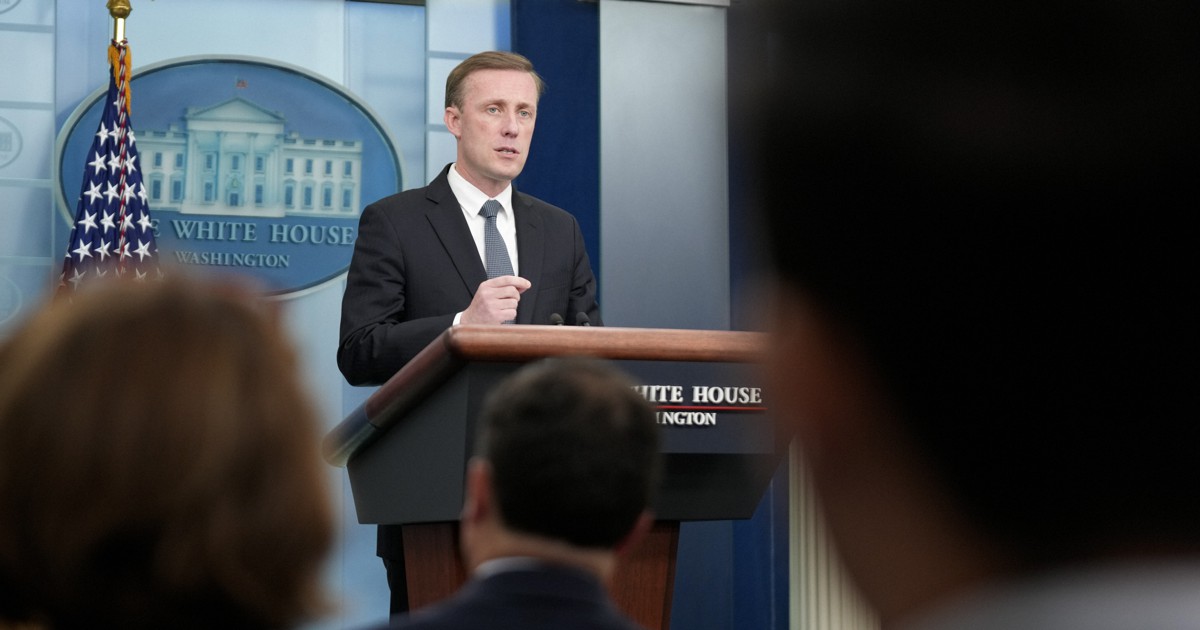 The US will provide cluster bombs to Ukraine and defends the delivery ...