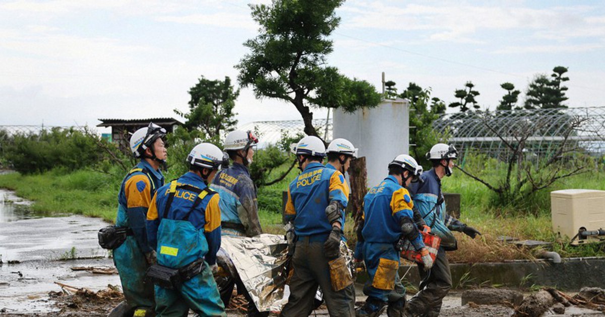 In Photos: Heavy rain causes landslides, flooding, transport snarls in ...