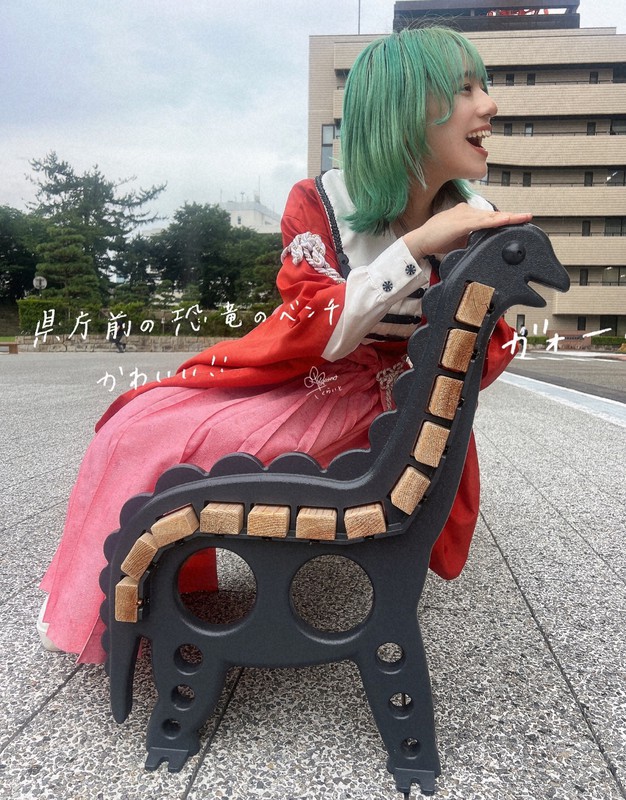 In Photos: 'Dinosaur' benches in central Japan create social media buzz ...