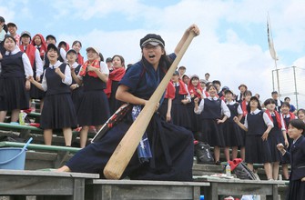 Traditional rough-and-tumble 'bankara' cheering culture thriving in ...