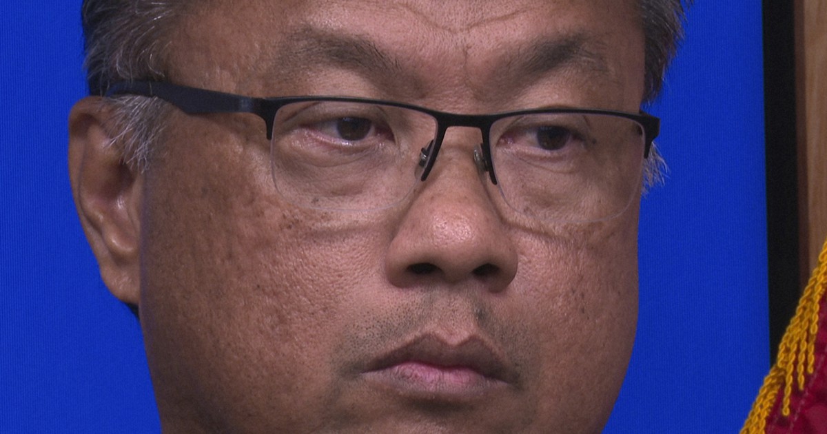 Maui's emergency services chief resigns after facing criticism for not activating sirens during ...