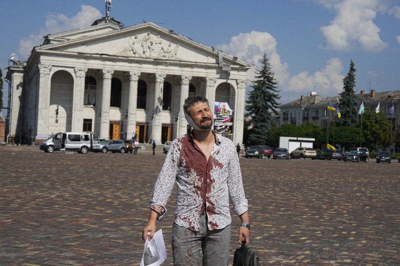 Russian missile attack kills 7 in northern Ukrainian city as Zelenskyy ...