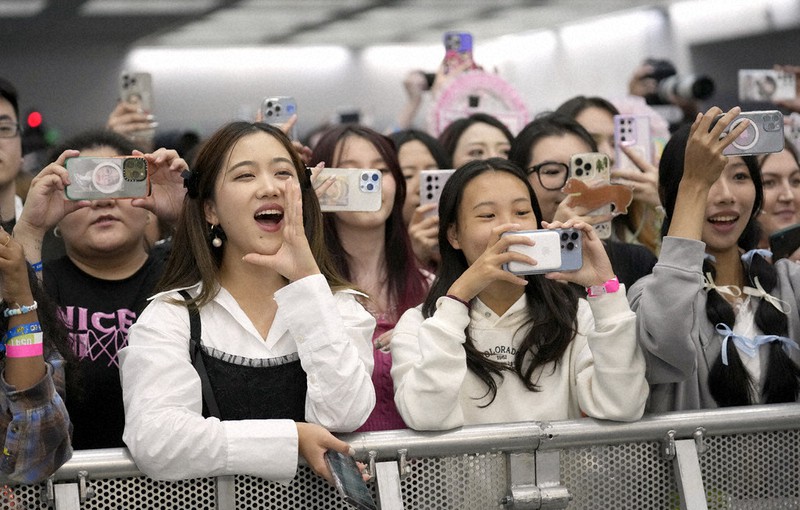 Inside KCON LA 2023, an extravagant microcosm of K-pop's macro ...