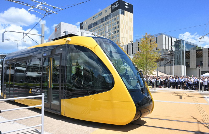 宇都宮でLRTが開業 路面電車の新設は75年ぶり 構想から30年 [写真特集1/26] | 毎日新聞