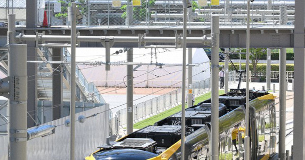 In Photos: Japan's 1st all-purpose-built LRT line opens - The Mainichi