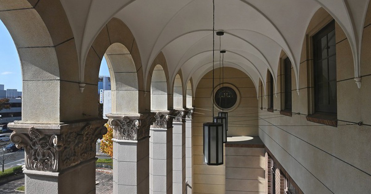 Retro Japan in Photos: Strikingly beautiful Toyohashi City Public Hall ...