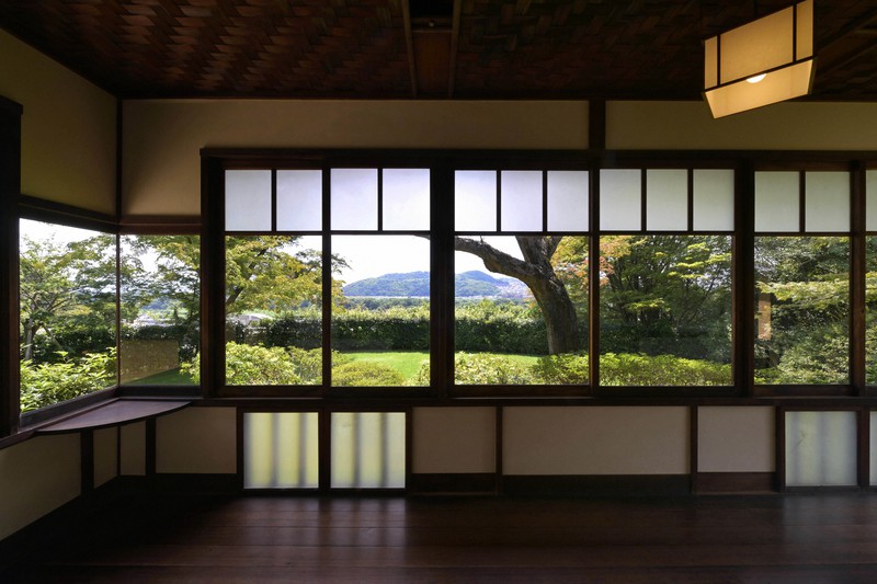 Retro Japan: Architect's residence in Kyoto Pref. blends in beautifully ...