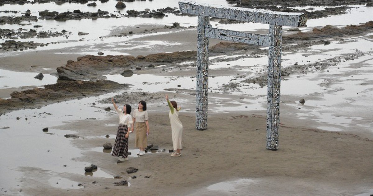 In Photos: Triennale artworks draw attention in central Japan city ...