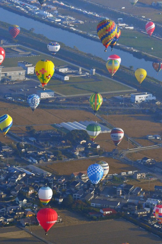 In Photos: Hot air balloons speckle fall skies at int'l competition in ...