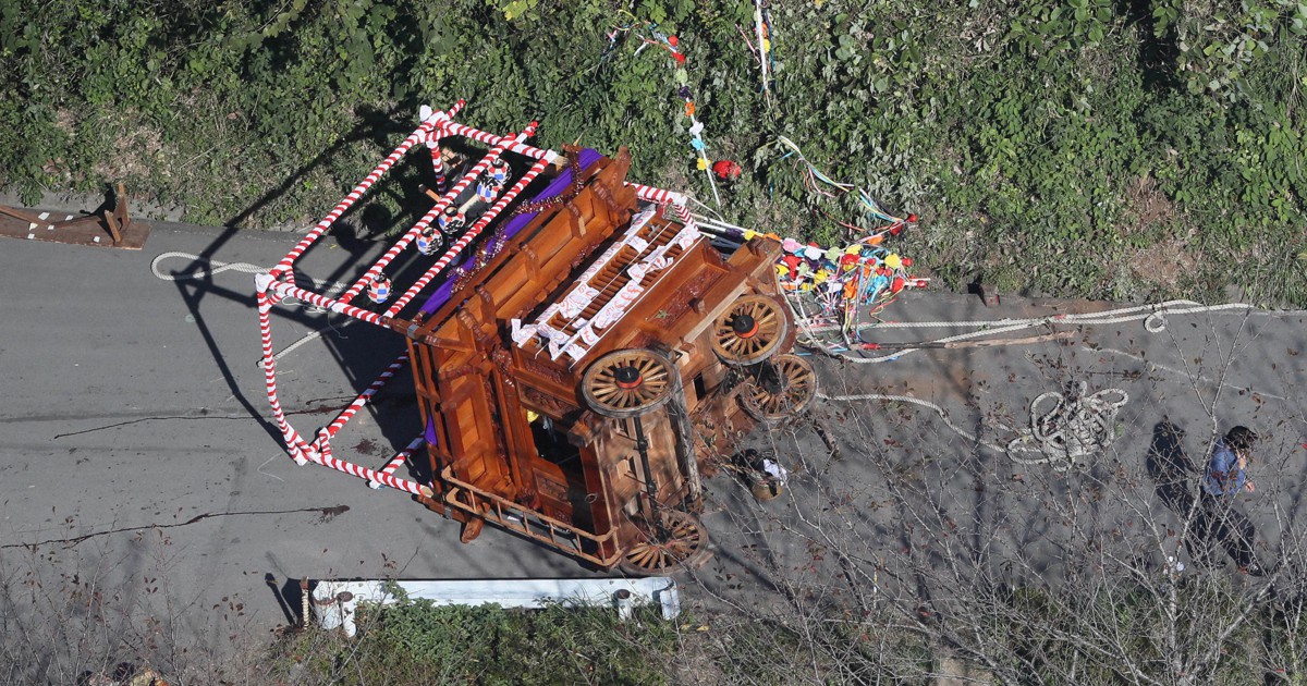 1 dead, 18 treated at hospital after festival float falls over in ...