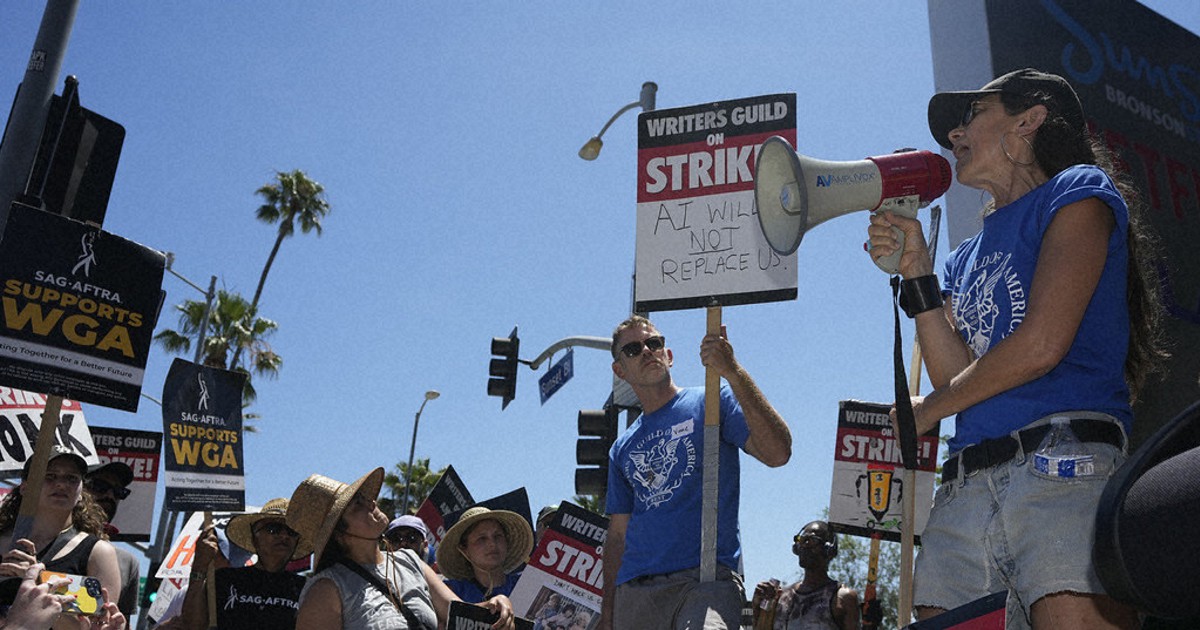 'Please regulate AI:' Artists push for US copyright reforms but tech ...