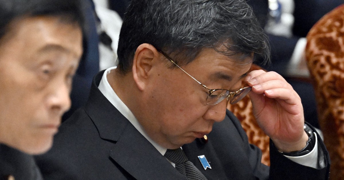 Editorial: Japan gov't spokesman, PM must face up to secret funds scandal - The Mainichi