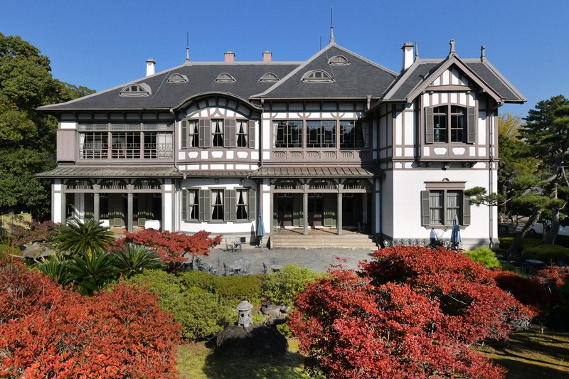 Retro Japan: Western-style residence blends in with trees at Kitakyushu ...