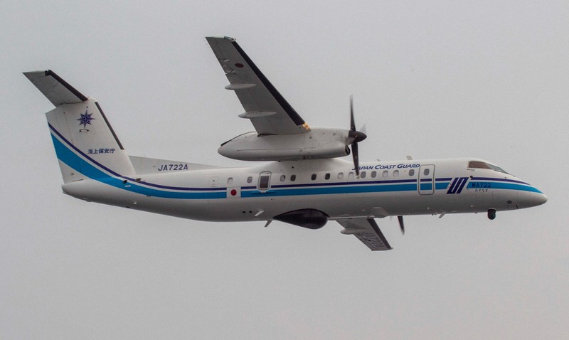JAL機炎上、響くサイレン、20人死傷…写真で知る羽田空港衝突事故 [写真特集20/22] | 毎日新聞