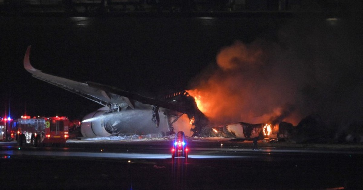 In Photos: Japan Airlines plane catches fire after collision at Tokyo's ...