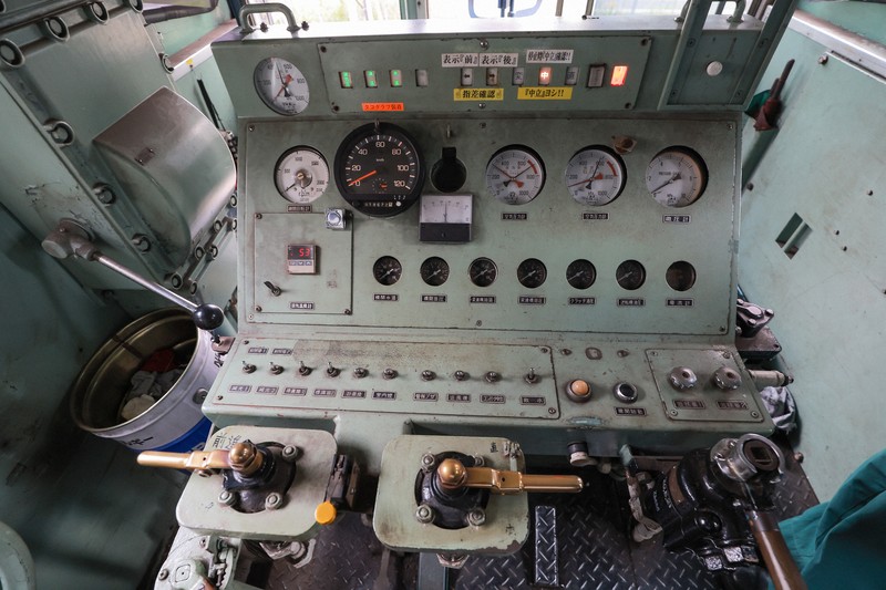 鉄道車両紀行・日新「D504」 [写真特集18/20] | 毎日新聞