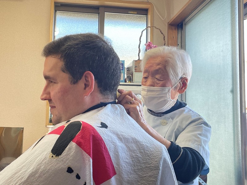 East Japan woman certified as world's oldest active barber at age 107 ...