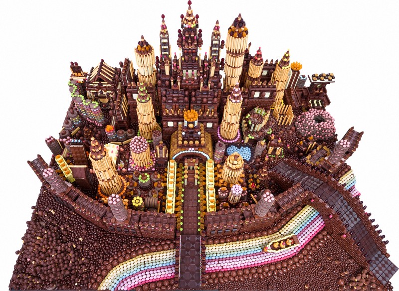 $1,800 candy castle kits released by Japan sweets giant Meiji sell out ...