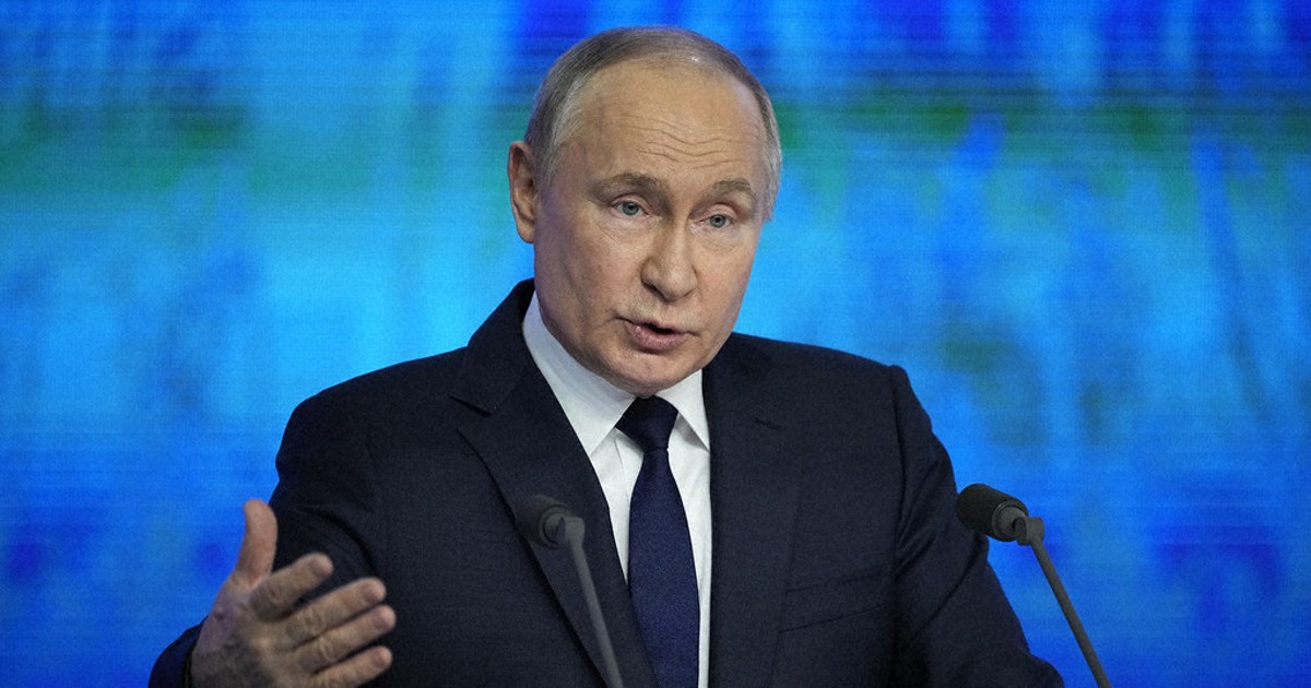Putin vows to make military gains in Ukraine as he meets with his ...