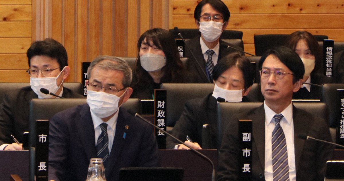 Japan mayor survives no-confidence vote over alleged workplace ...