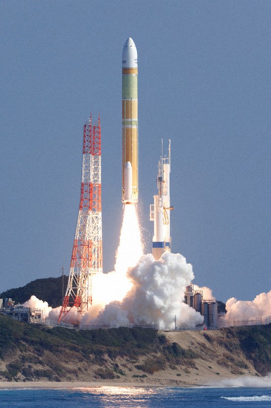 「H3」打ち上げ成功 JAXA、失敗越え再挑戦 | 毎日新聞