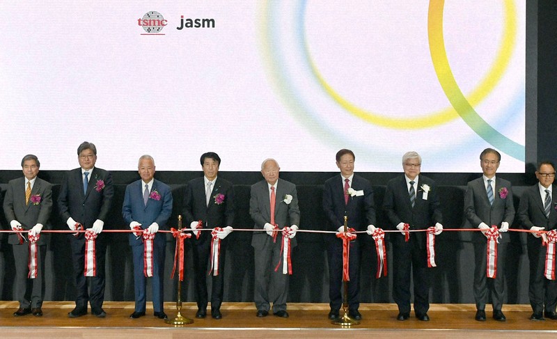 TSMC第1工場で開所式 熊本 [写真特集5/5] | 毎日新聞