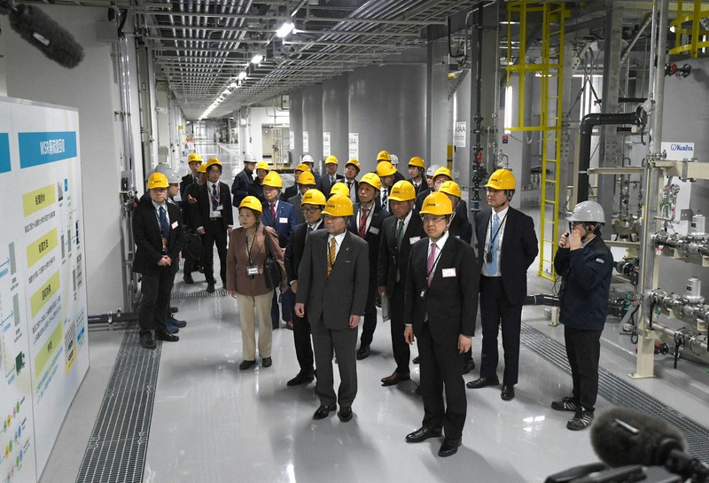 TSMC第1工場で開所式 熊本 [写真特集1/5] | 毎日新聞