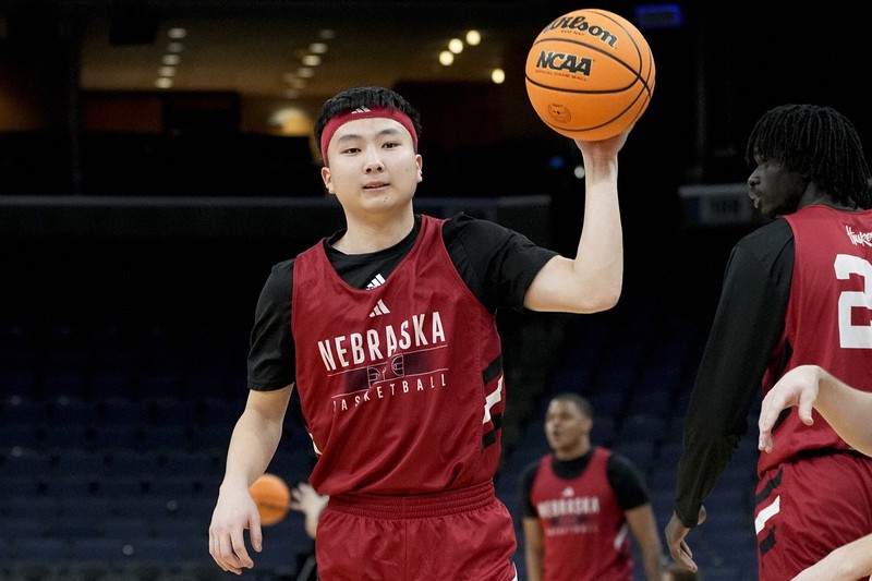 March Madness meet the 'Japanese Steph Curry': Tominaga has chance to ...