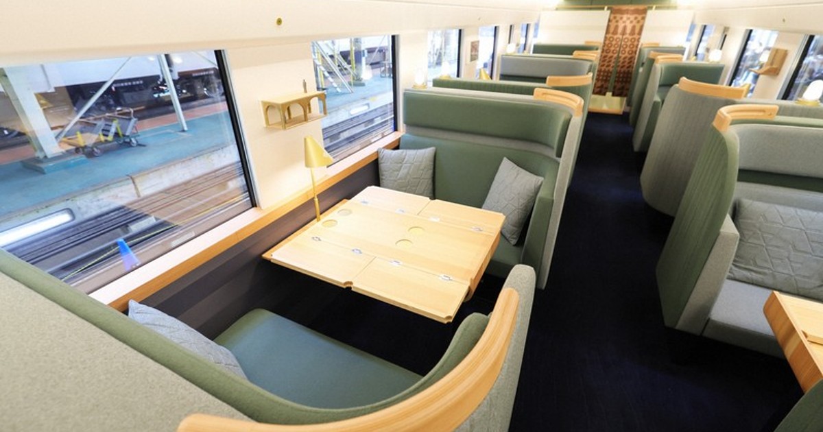 In Photos: Gorgeous sightseeing train dubbed 'moving suites' unveiled ...
