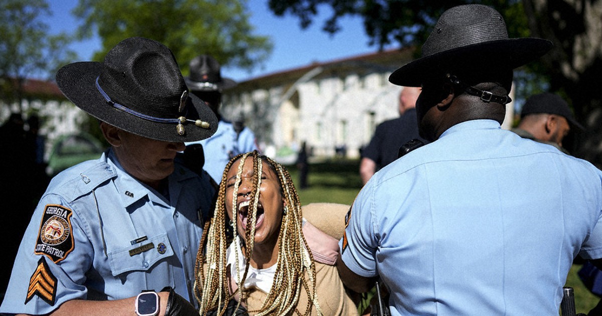 College protesters in US seek amnesty to keep arrests and suspensions ...