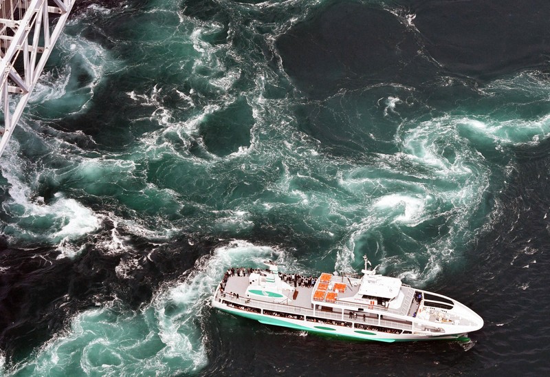 In Photos: Naruto Strait in west Japan treats tourists to giant ...